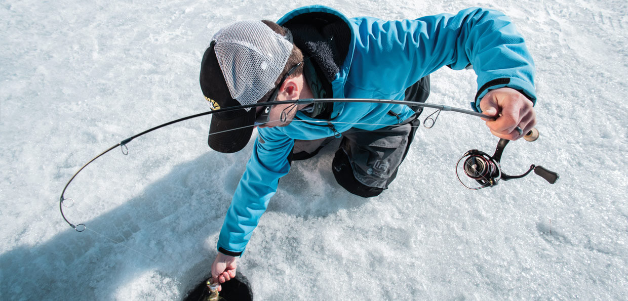 Winter Fishing Rod: Tips for Choosing and Using in Cold Conditions ...